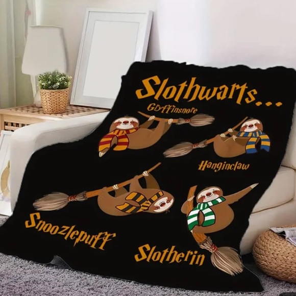 Warner Bros. | Bedding | Plush Blanket Throw Sloth Harry Potter ...